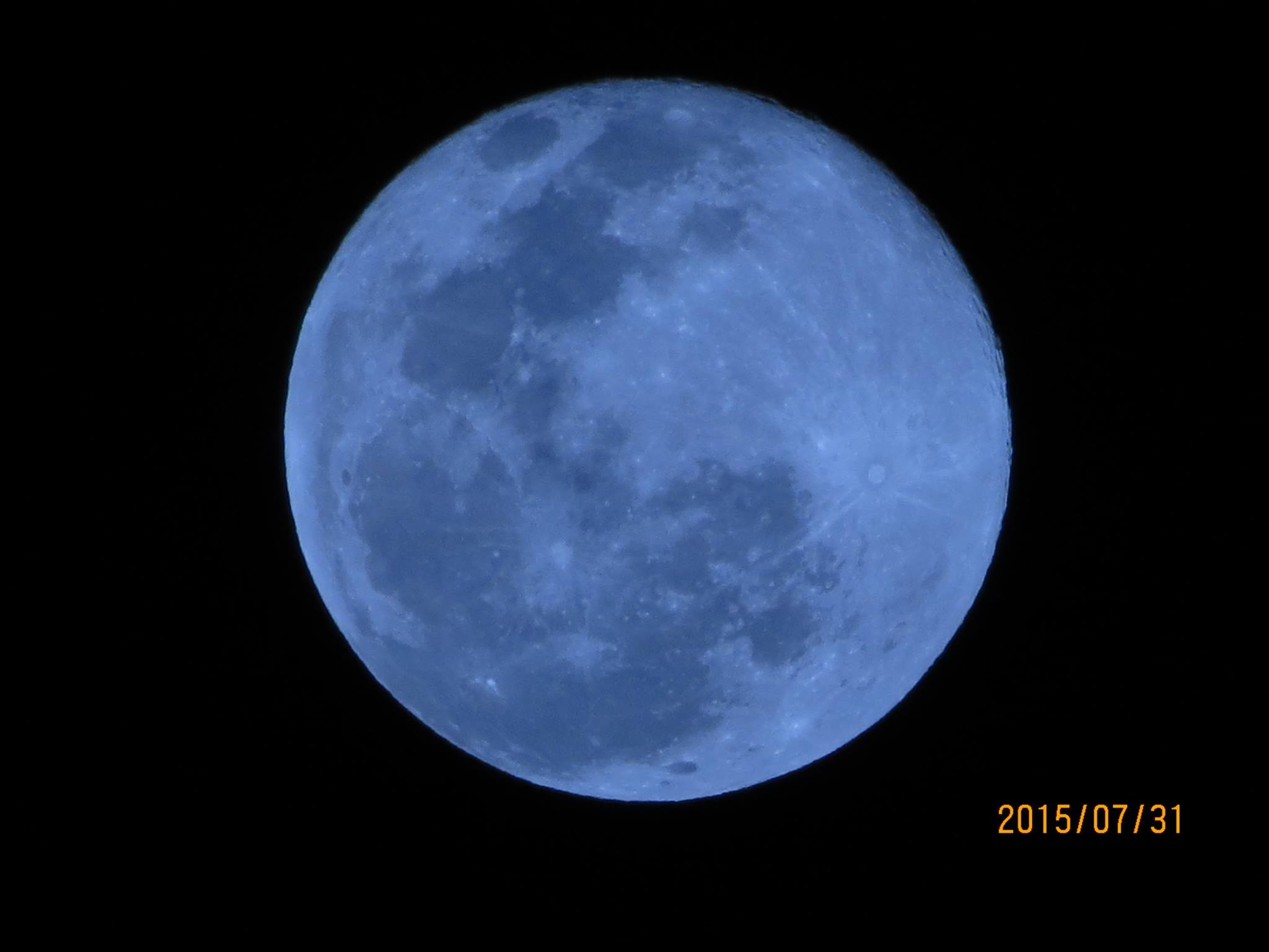 Lua azul pode ser observada nesta sexta-feira – ACONTECE EM PETRÓPOLIS