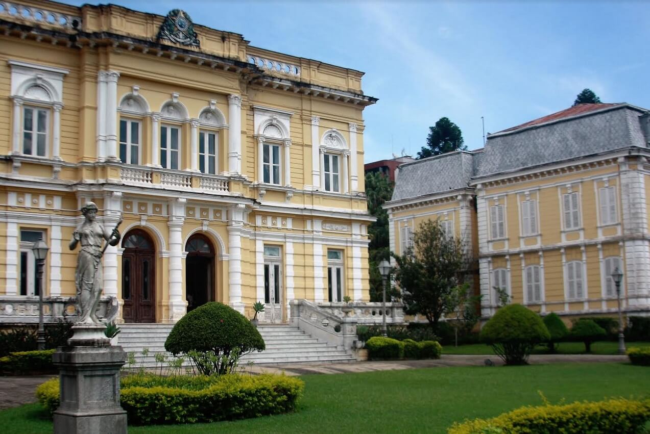 Calamidades em Edificações Históricas e Instituições Museológicas é ...