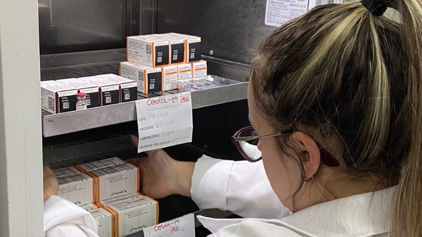 Petrópolis recebe lote de 2.470 doses de Pfizer Baby nesta quinta-feira ...